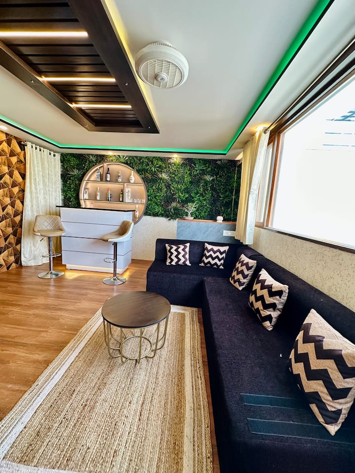 Sky - Private Terrace Suite -By Alora238 - Bangalore