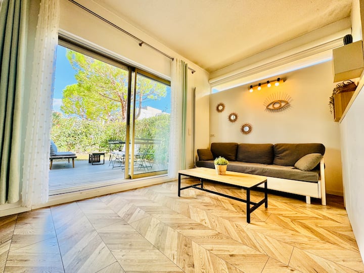 Le Cosy Garden: Apt 4 Prs, Terrasse, Piscine - Valbonne