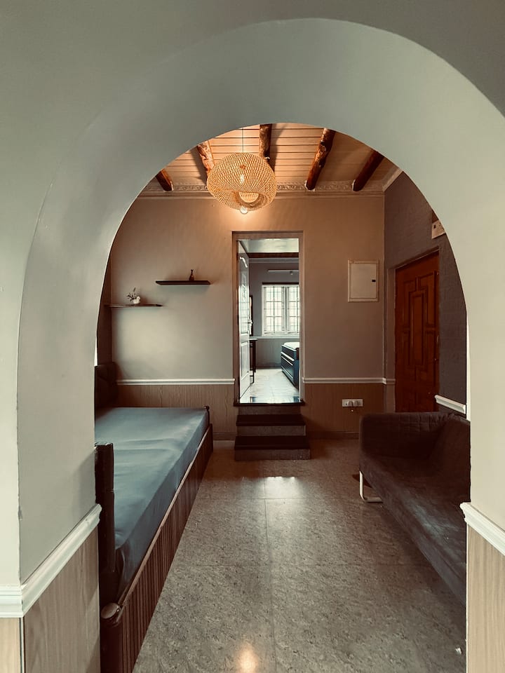 Cozy One Bedroom Well Maintained Ooty Cottage - 우다가만달람