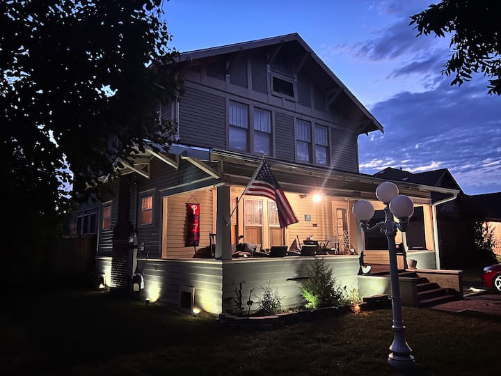 Cozy & Central • 2-bedroom Entire Home In Sherman - Lake Texoma