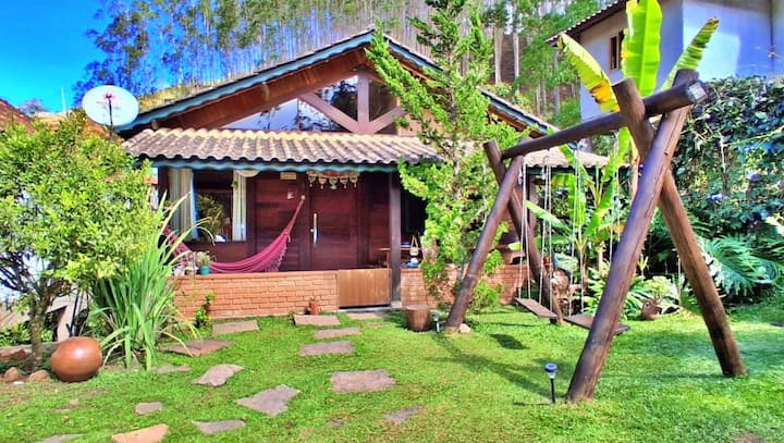 Chalé Romântico C/ Lareira Interna E Fogão A Lenha - Resende