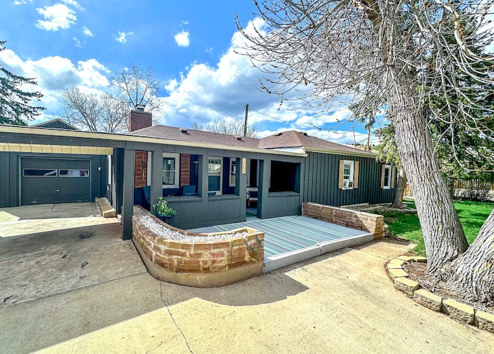 West Side Mid-century Bungalow - Rapid City, SD