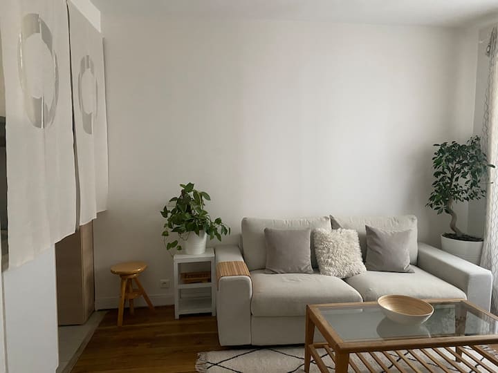 Charmant Appartement Dans Le 17ème ! - Párizs