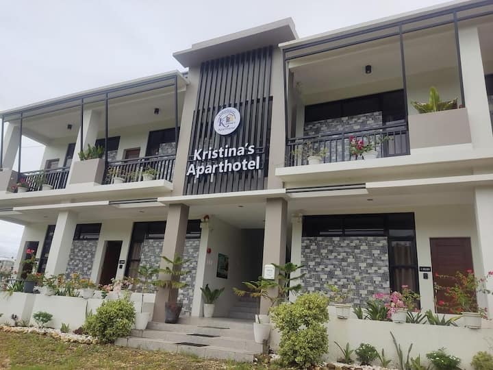 Fully Furnished Apartment With Swimming Pool - Kabankalan