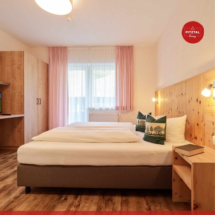 Modern Apartement Balcony & Wellness Baths - Fendels
