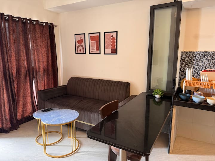 Luxury Apartment At Annie’s Den - Thane