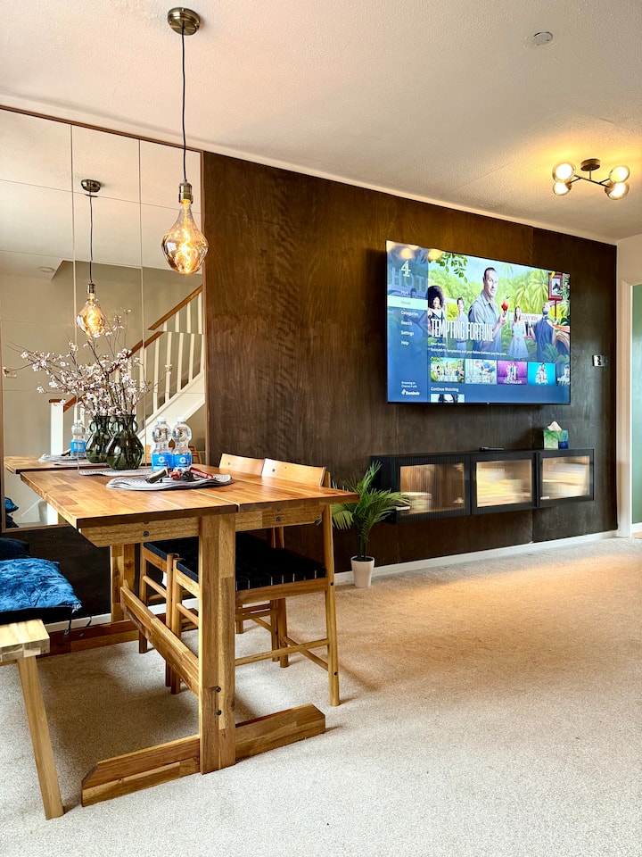 2 Bedroom-house Near Centre+private Parking - Salisbury
