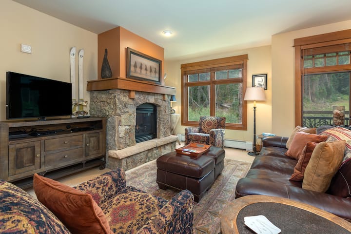Ski-in/ski-out Condo In Keystone W/ Private - Keystone, CO