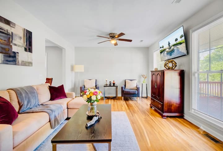 Bright & Spacious Charleston-area Family Home - Summerville, SC