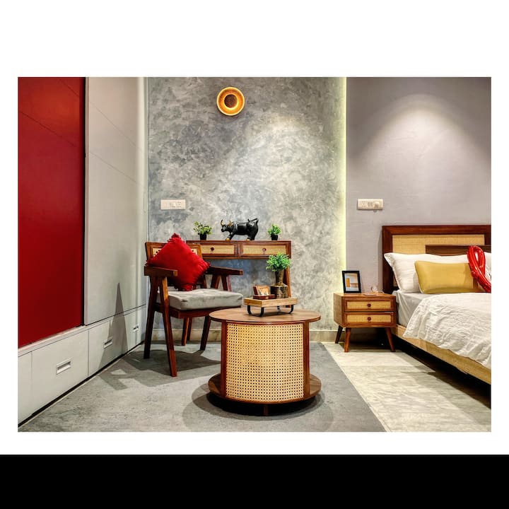 Two Gather Being - Delhi