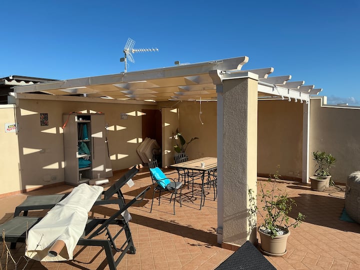 Casa Volpe
Ingericht Appartement Met Zonneterras - Zambrone