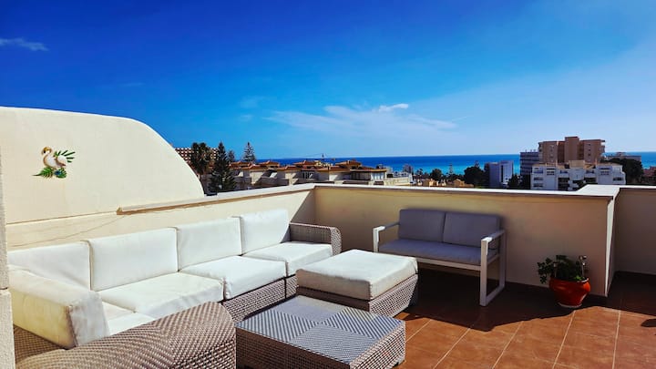 Sunny Penthouse*2b2bath* Sea View*park*train*pool - Torremolinos
