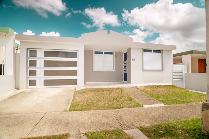 Valley House - Puerto Rico