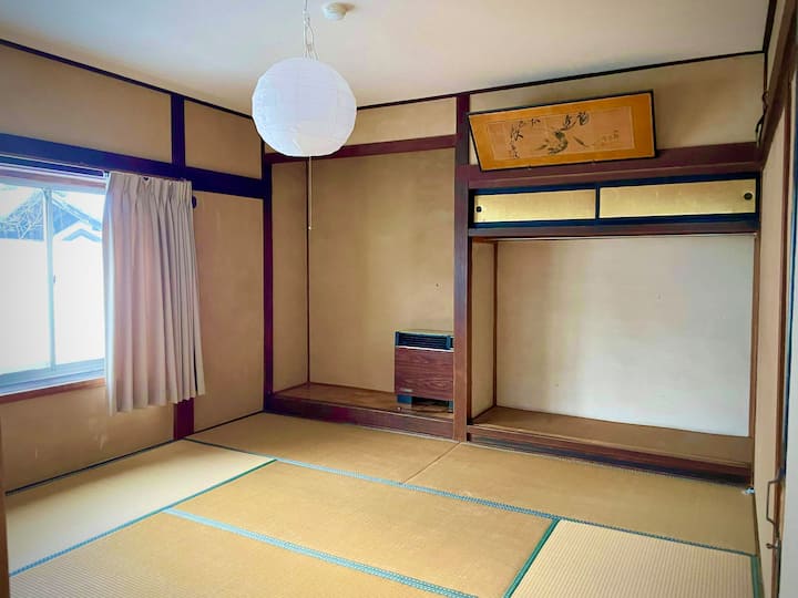 北アルプス麓のゲストハウス林屋（Shakunage）立山黒部アルペンルート、白馬へのアクセス良好！ - 大町市