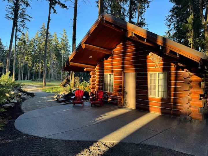 Cabin In The Woods - Whidbey Island, WA