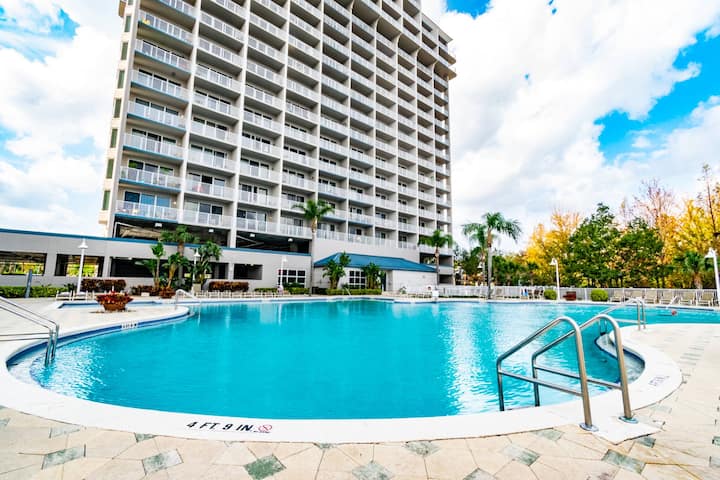 Orlando Blue Heron Condo 1 Mile From Disney 10th F - Lake Buena Vista, FL