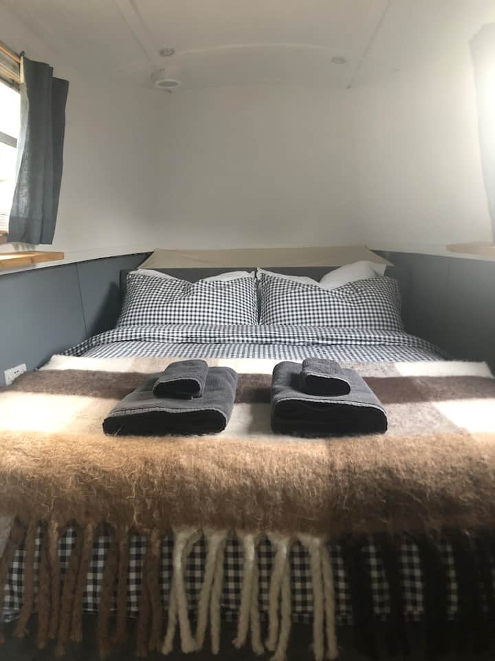 Cozy Narrowboat On Regents Canal - Marylebone