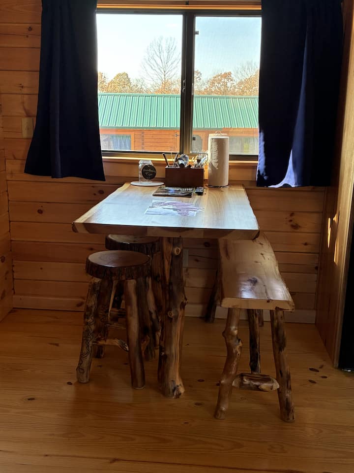 116 - Robin - Log Cabin - Logan, OH