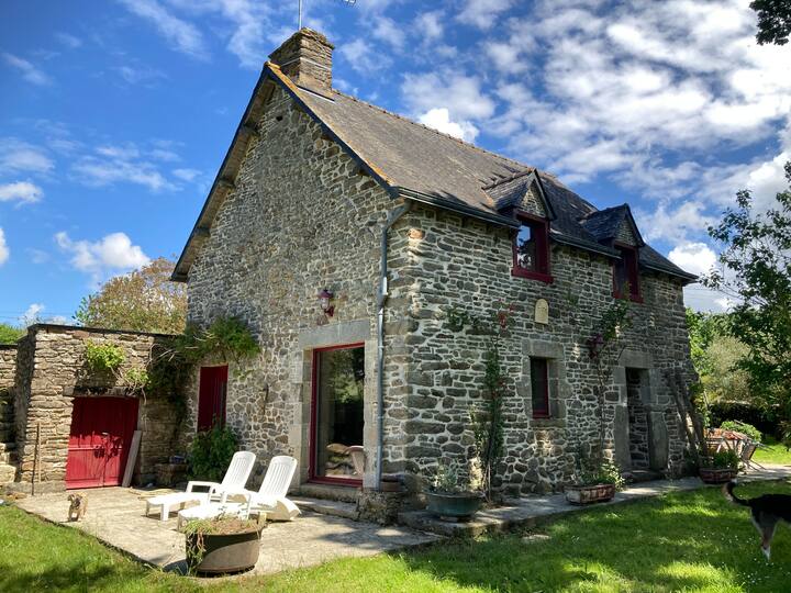 Gîte En Centre Bretagne - Plouguenast