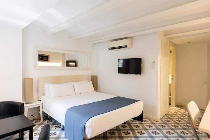 Uma Suites Sagrada Familia - Estudio - Barcellona