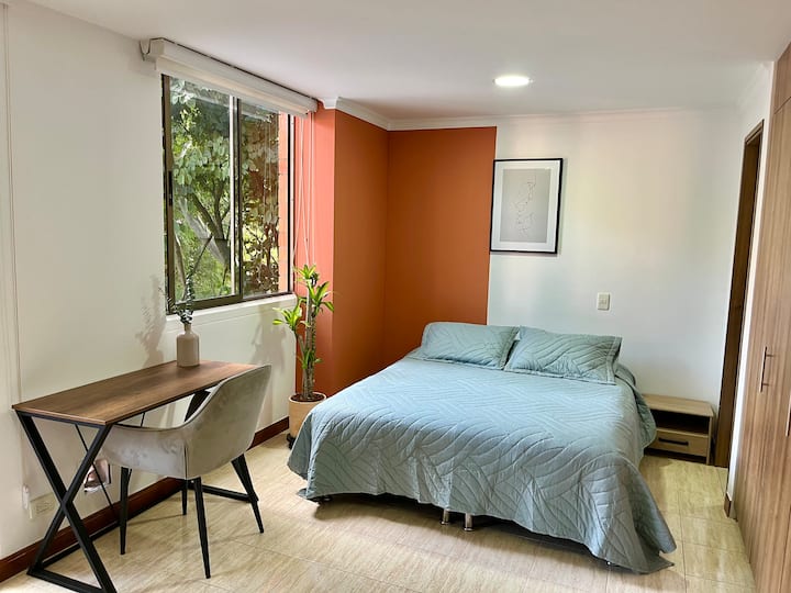 Modern Poblado-provenza Studio - Medellín