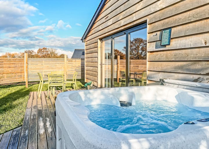 Country Lodge Vip - Suffolk