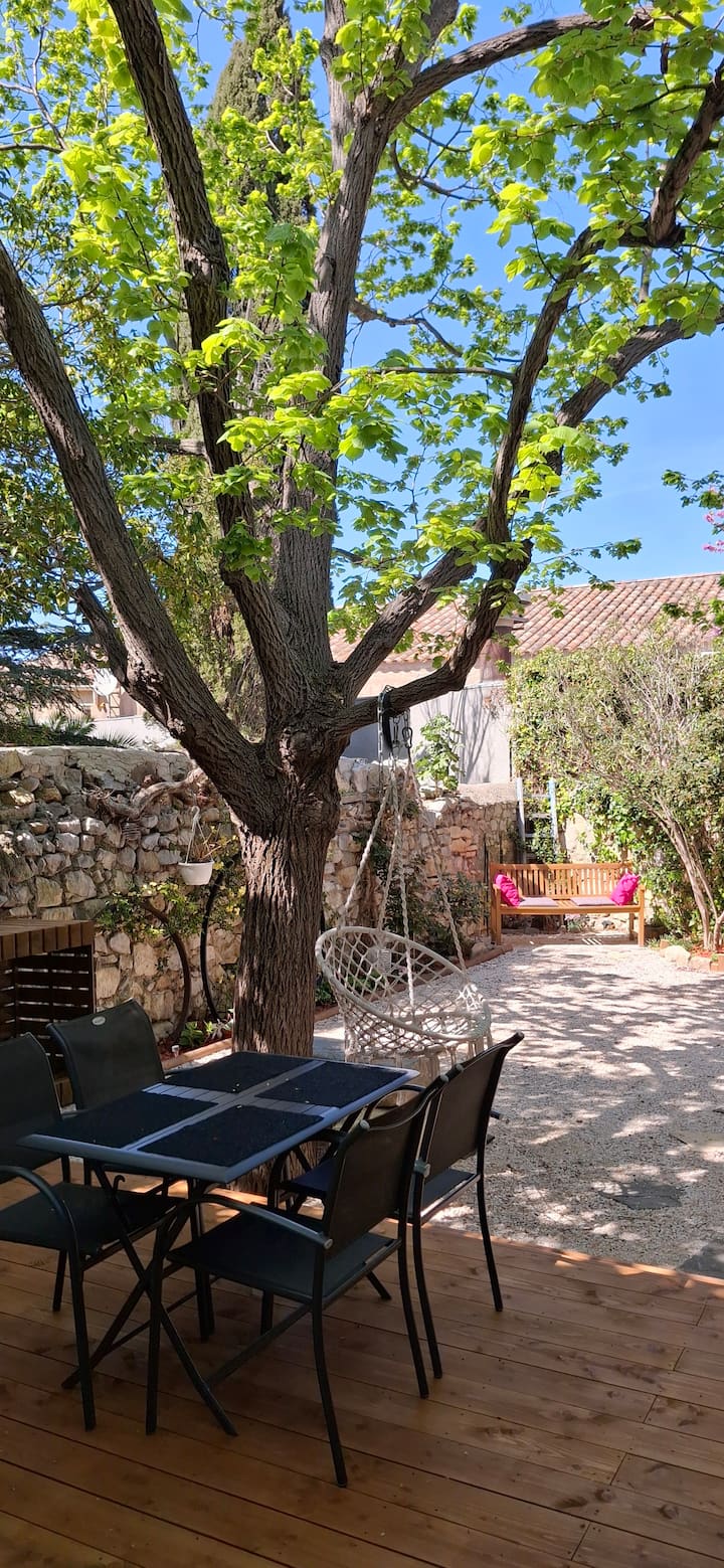 Appartement+ Jardin Ombragé. - Sigean