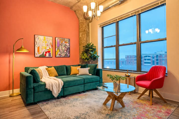 Modern 2br Near Mccormick Skyline View | Sleeps 8 - Chicago