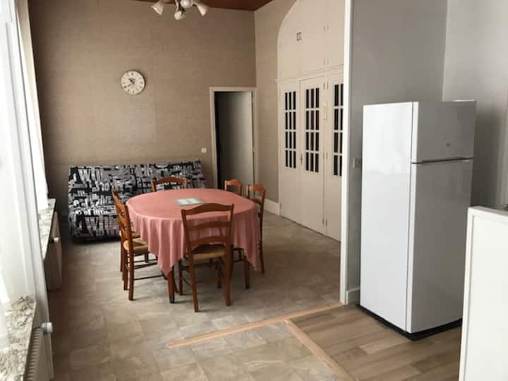 T3 Rez-de-chaussée, Lumineux, Hyper-centre - Murat-le-Quaire