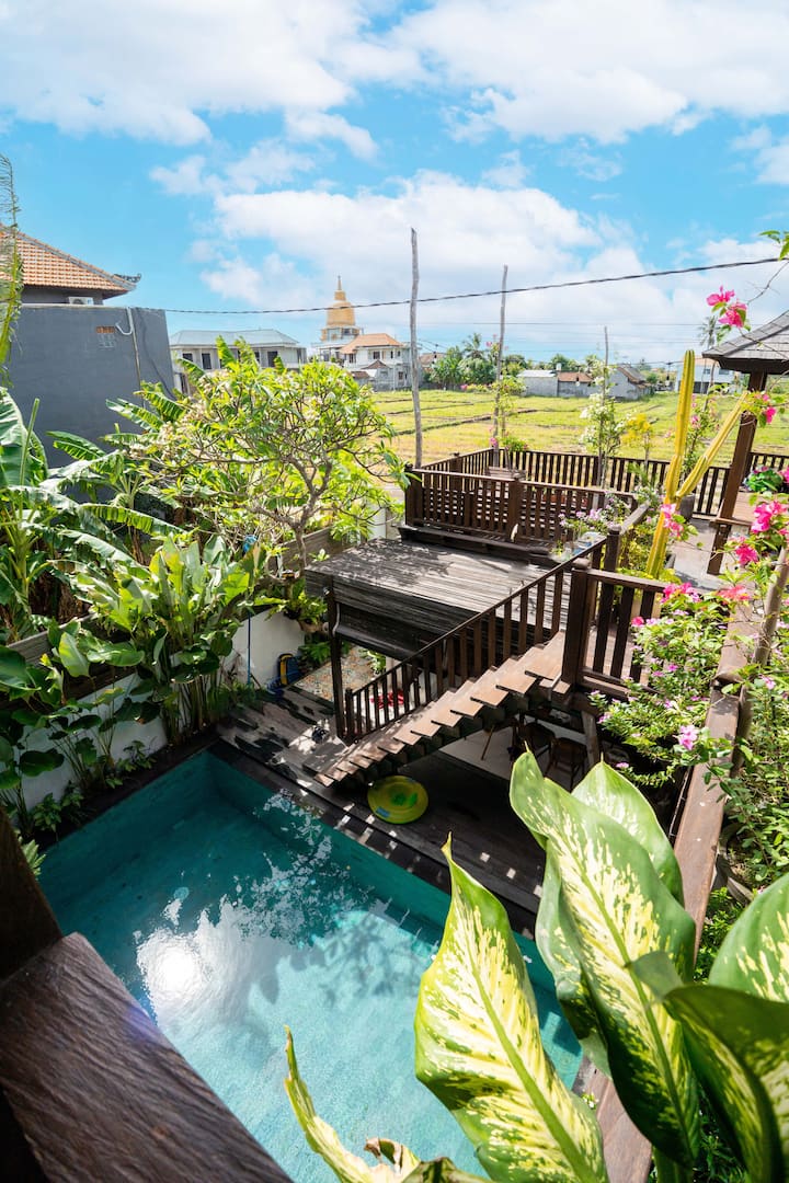 4 Bedroom House With Pool And Rice Field Sea Views - Bali