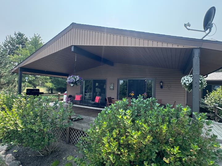 Seneca Lake View Retreat - Dundee, NY