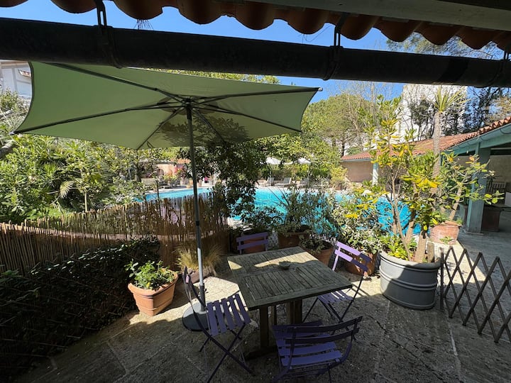 Jolie Suite Dans Une Propriété Royan-pontaillac - Royan