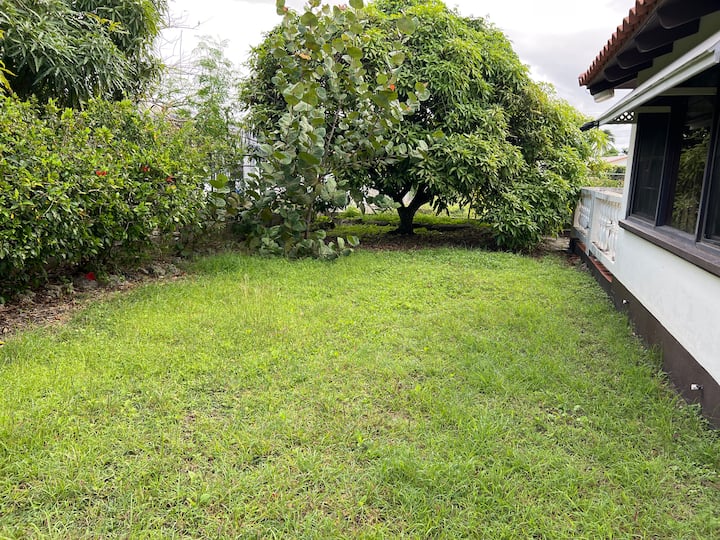 Your Home In Paradise Loaner Car Available - Bridgetown