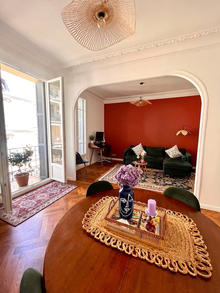 Bel Appartement Au Carré Dor 5 De La Plage - Nice