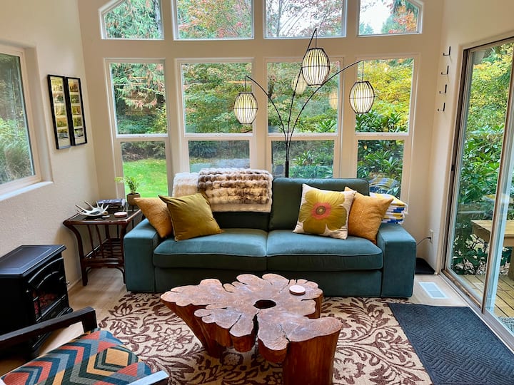 Private Forest Retreat - Near Crescent Beach - Lake Crescent, WA
