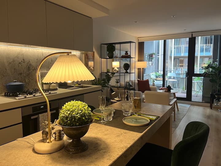 Luxury Home Near Botanical Garden -