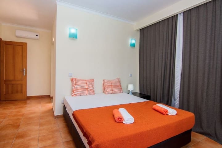 Sunhome T2 Duplex - 10 Personnes - Portimão
