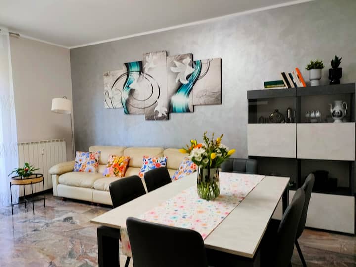 Sweet Home S&a - Arona, Italy