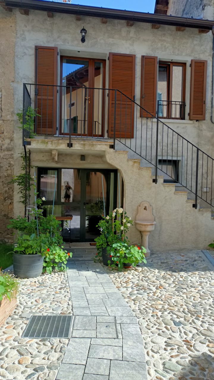 Casa Alessandra - Converted Barn - Menaggio