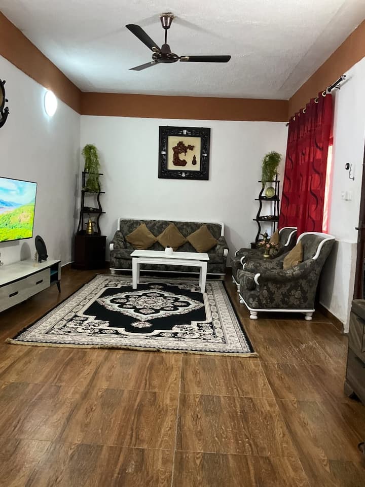 Spacious Centrally Located Guest Suite - Mombasa