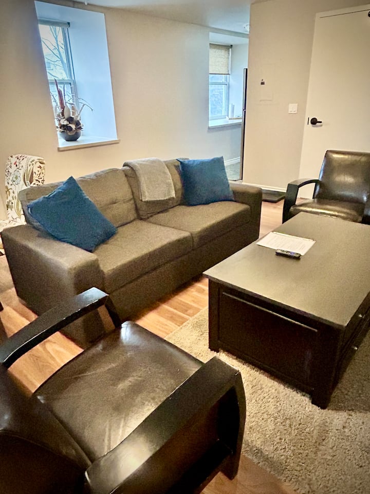 Full Apartment W/ 2 Bedrooms (301) - Waterloo, ON, Canada