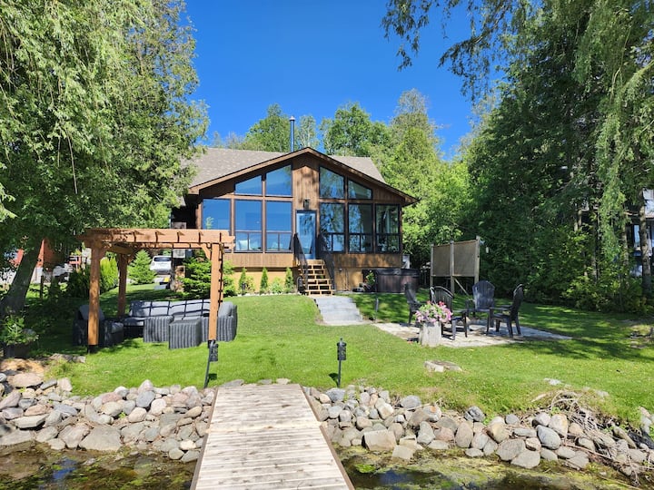 Lakeside Lodge - Uxbridge, ON, Canada