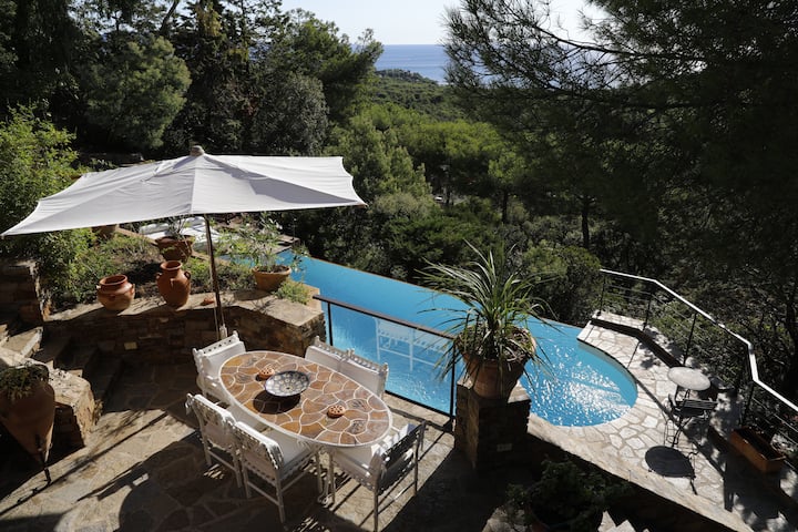 Villa Typique Du Gaou Bénat - Le Lavandou