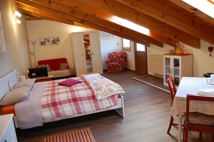 Romantico Monolocale Centro Storico - Levico Terme