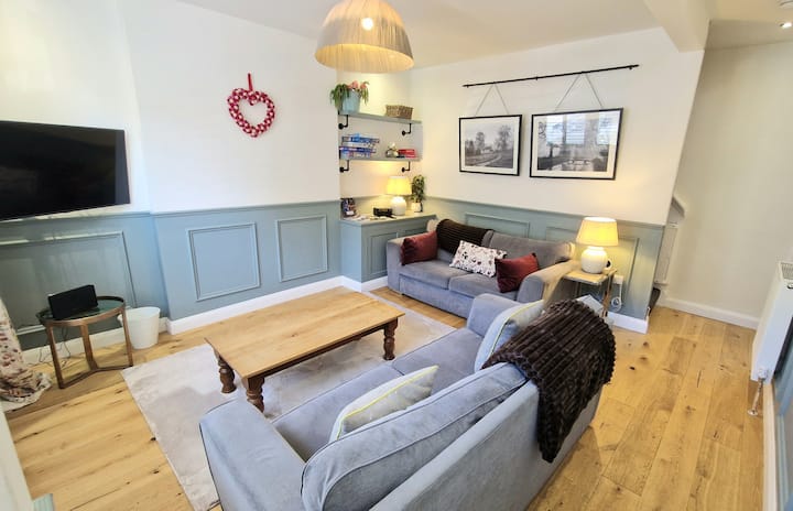 Central Harrogate Cottage Sleeps 5! Valley Gardens - Harrogate