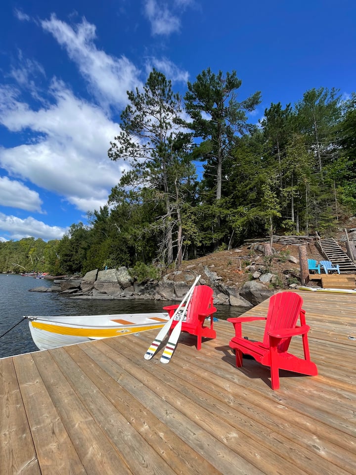 Lakefront Cottage - Kawartha Lakes
