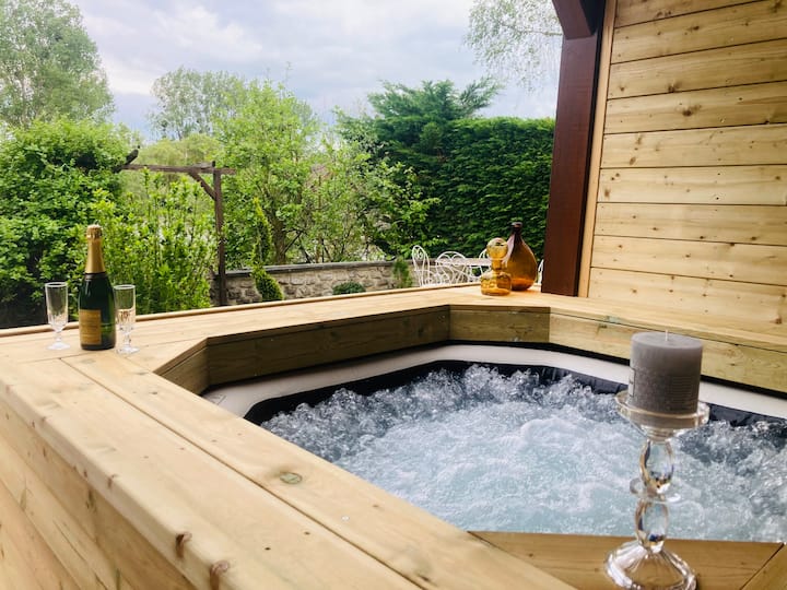 Chalet La Bohème, 15 Min Reims, 1 Chambre, Jacuzzi - Marne