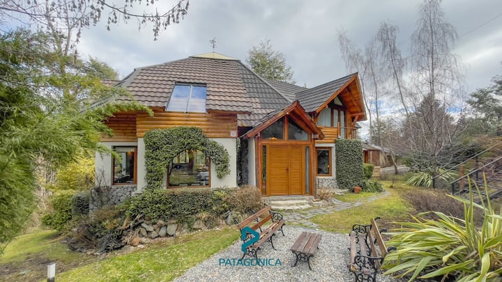 “La Barbara”casa A 50 Mts Del Nahuel Huapi. 8 Pax - Villa La Angostura