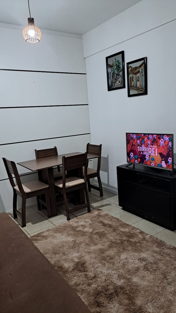 Apto 1 Quadra Da Praia No Centrinho De Canas - Florianópolis