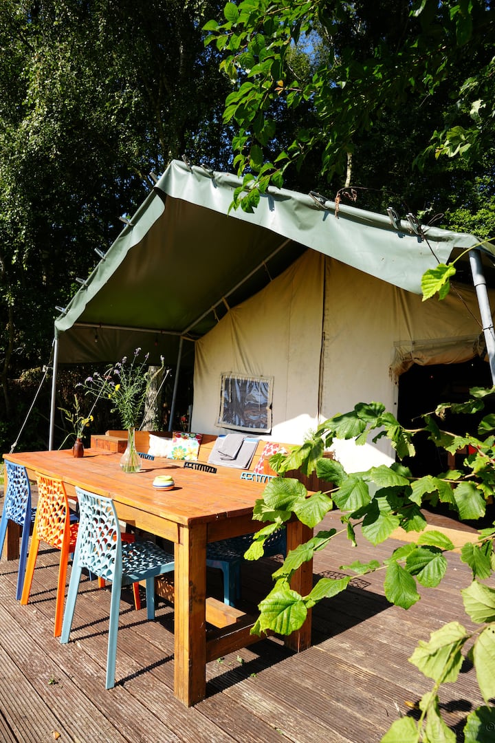 Spacious Group Tent With View - Groningen